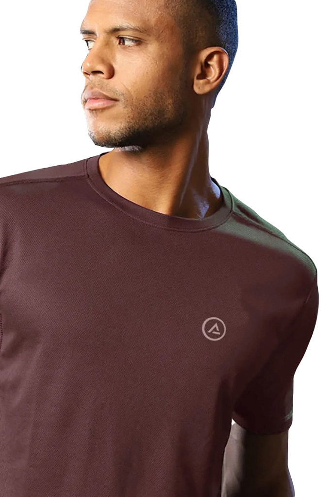 Men'sÂ Casual Half sleeve SolidÂ Polyester Crew Neck T-shirt (Maroon)